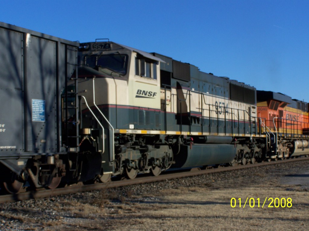 BNSF SD70MAC 9574
